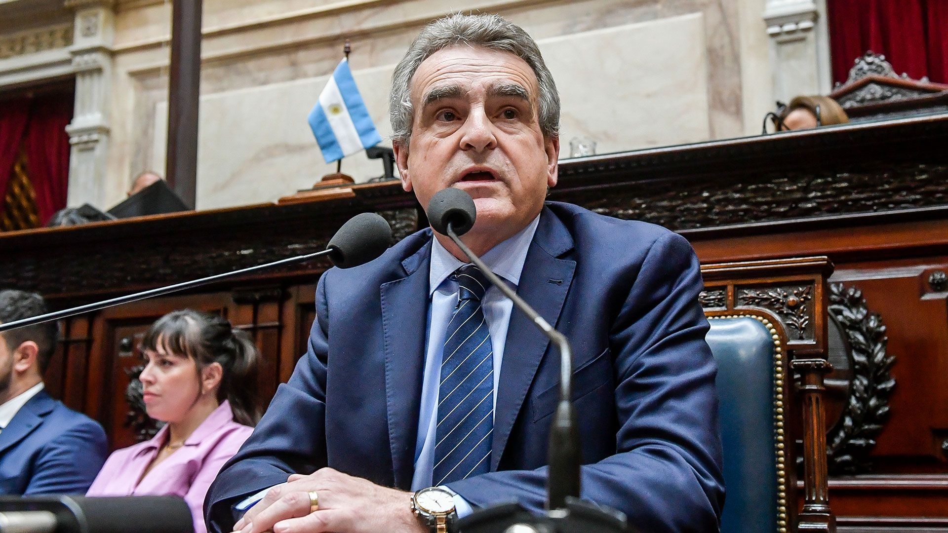 Rossi respaldó a Massa y aseguró que las diferencias “quedaron ...