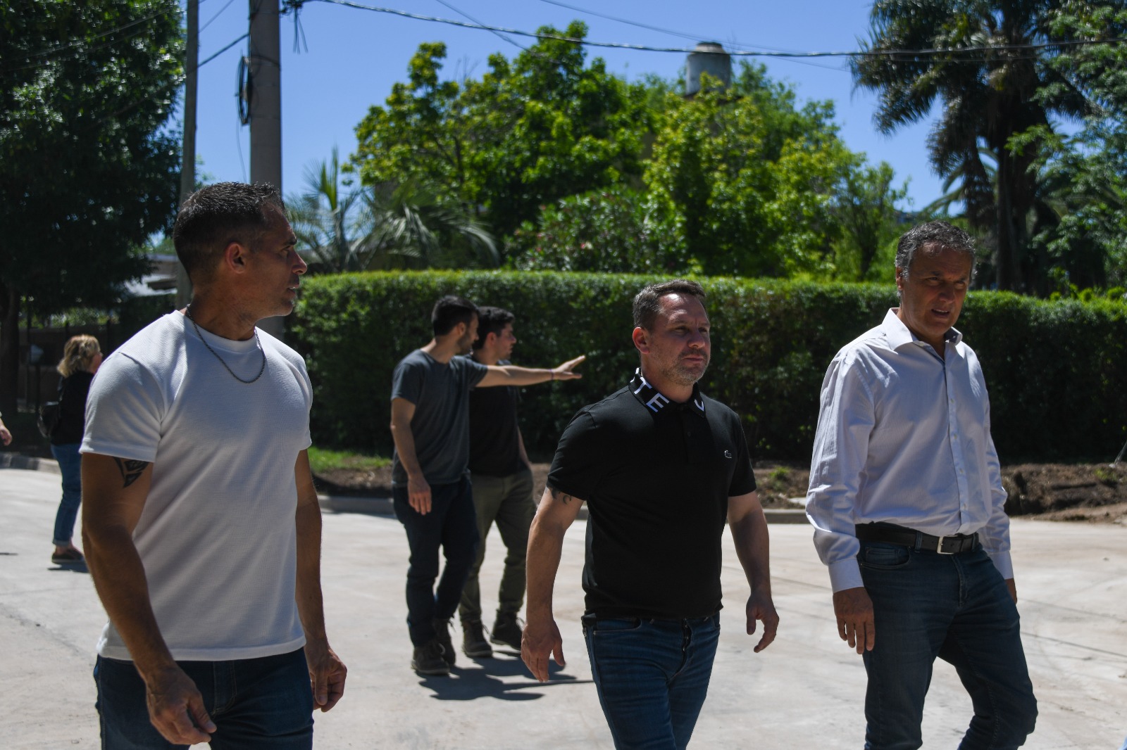 Descalzo y Larrache supervisaron obras que el municipio y la provincia ...